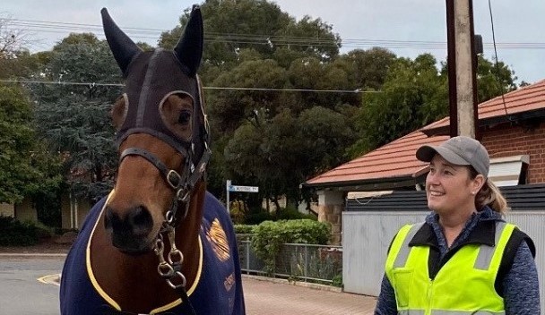 Goodwood Day: Leah loving life with cult hero, Jungle Edge | Country ...