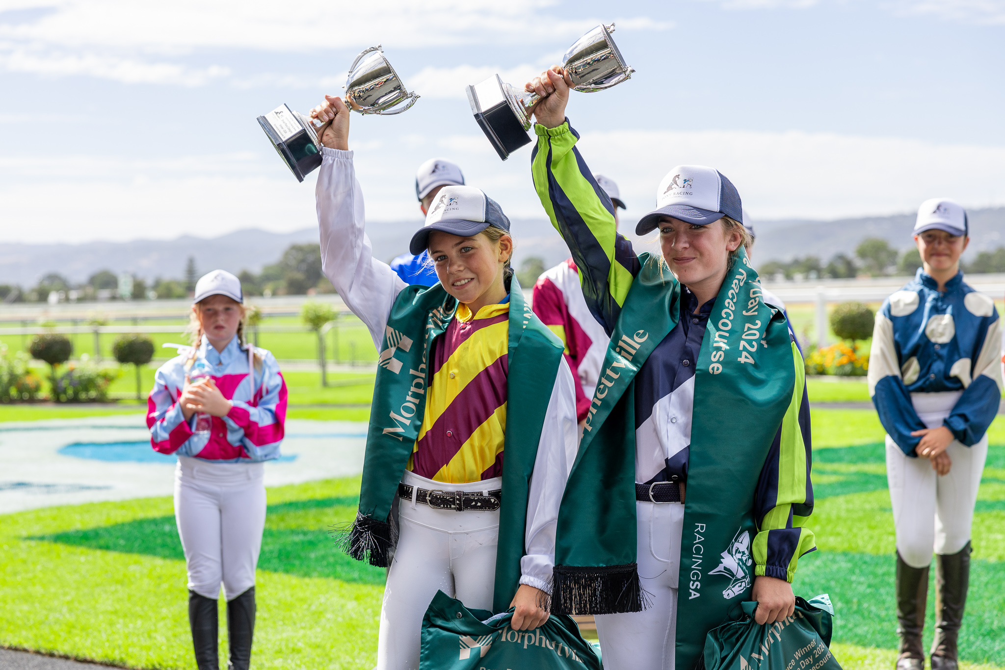 SA girls taking on the National Pony Racing Finals | Country Racing SA